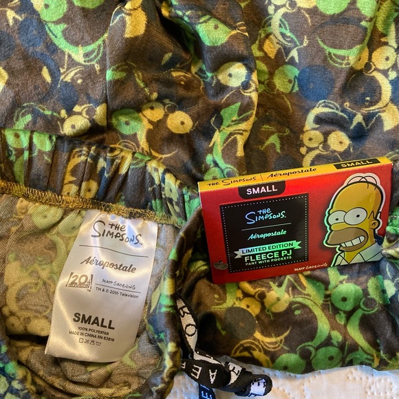 The Simpsons Aeropostale | Pants | Nwt The Simpsons Limited Edition ...